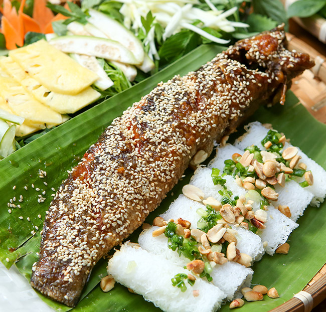 Món Ngon Miền Quê - Nơi Yêu Thích Của Nhiều Nghệ Sĩ Nổi Tiếng - Quán Gỗ