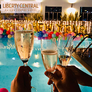 Buffet Canape Countdown Pool Party Free Flow Rượu Vang, Bia, Cocktail ...