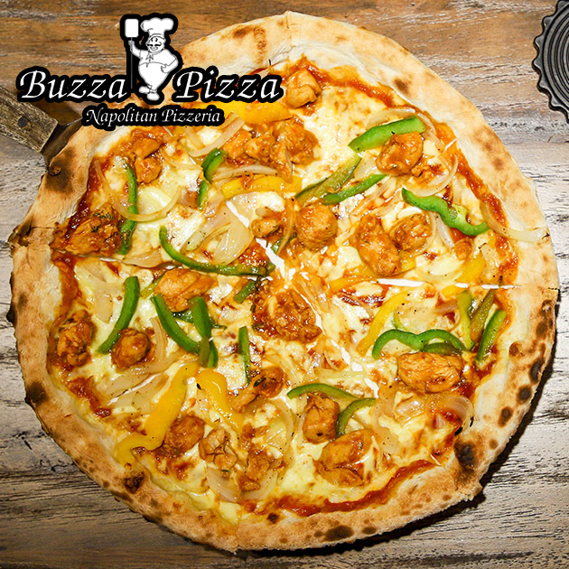 Buzza Pizza – Combo Chicken BBQ Pizza Hấp Dẫn Cho 2 Người