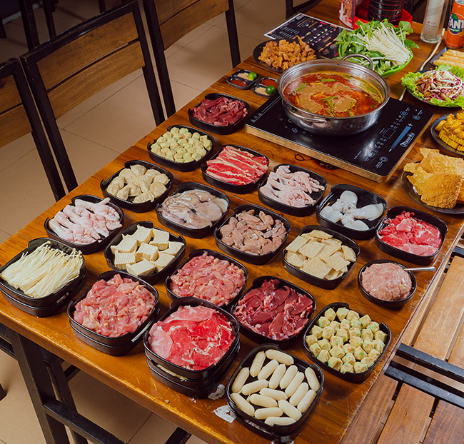 Nighteen Rooftop Hotpot - Buffet Lẩu Truyền Thống + Hải Sản