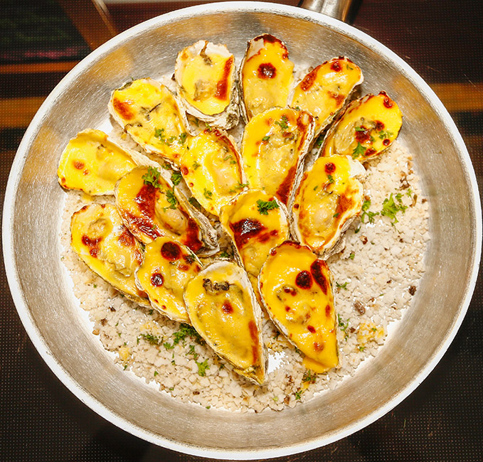 Windsor - Buffet Tôm Hùm, Bào Ngư, Gan Ngỗng, Hải Sản Cuối Tuần