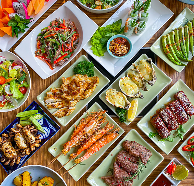 Equatorial - Buffet Hải Sản Nướng BBQ Cao Cấp, Bao Gồm Nước