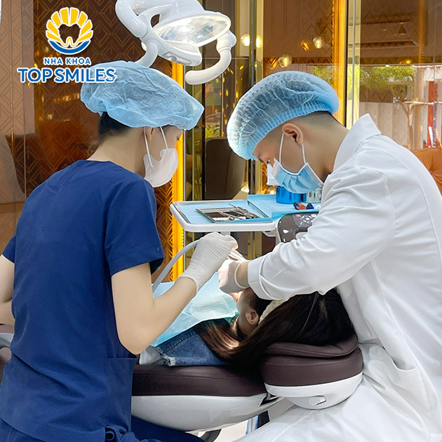 Nha Khoa Top Smiles - Trám Răng Công Nghệ Laser Tech 4.0