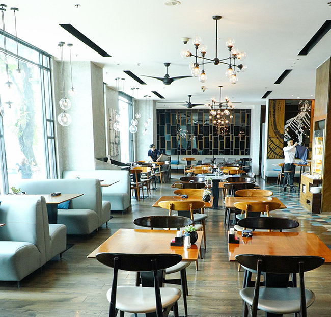 Renaissance Riverside - Buffet Nướng Trưa Chủ Nhật