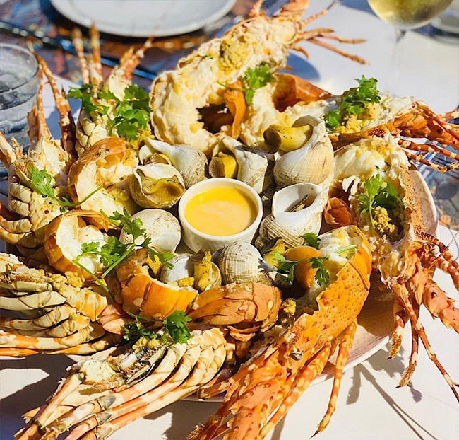 Kingscross - Buffet Tôm Hùm, Bào Ngư, Gan Ngỗng, Bò Wagyu + Rượu Vang